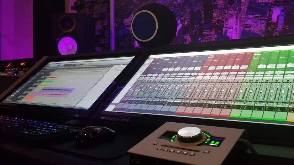 10 Best Recording Studios In Detroit 2023: Unbiased Review - Omari MC